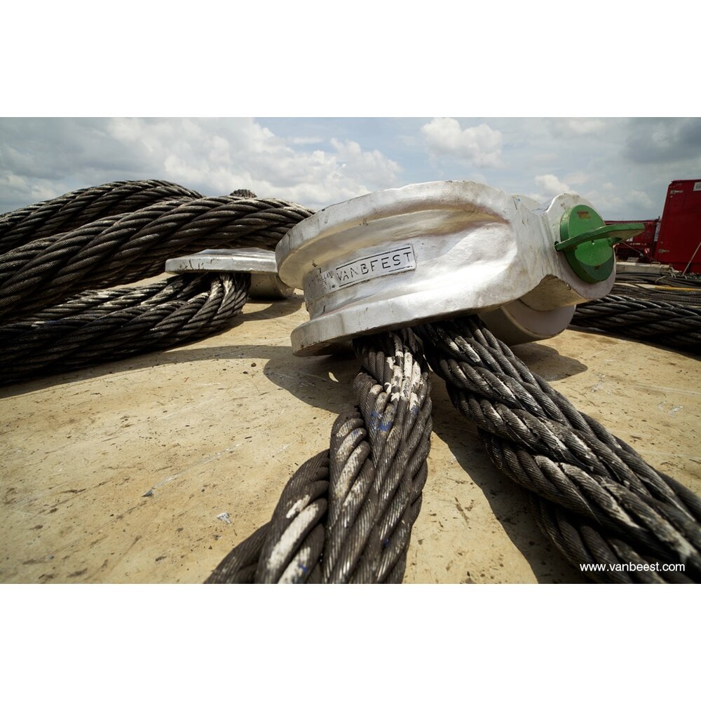 Grommet wire rope slings | Mennens Netherlands