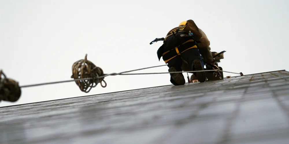 What is rope access? | Mennens Netherlands